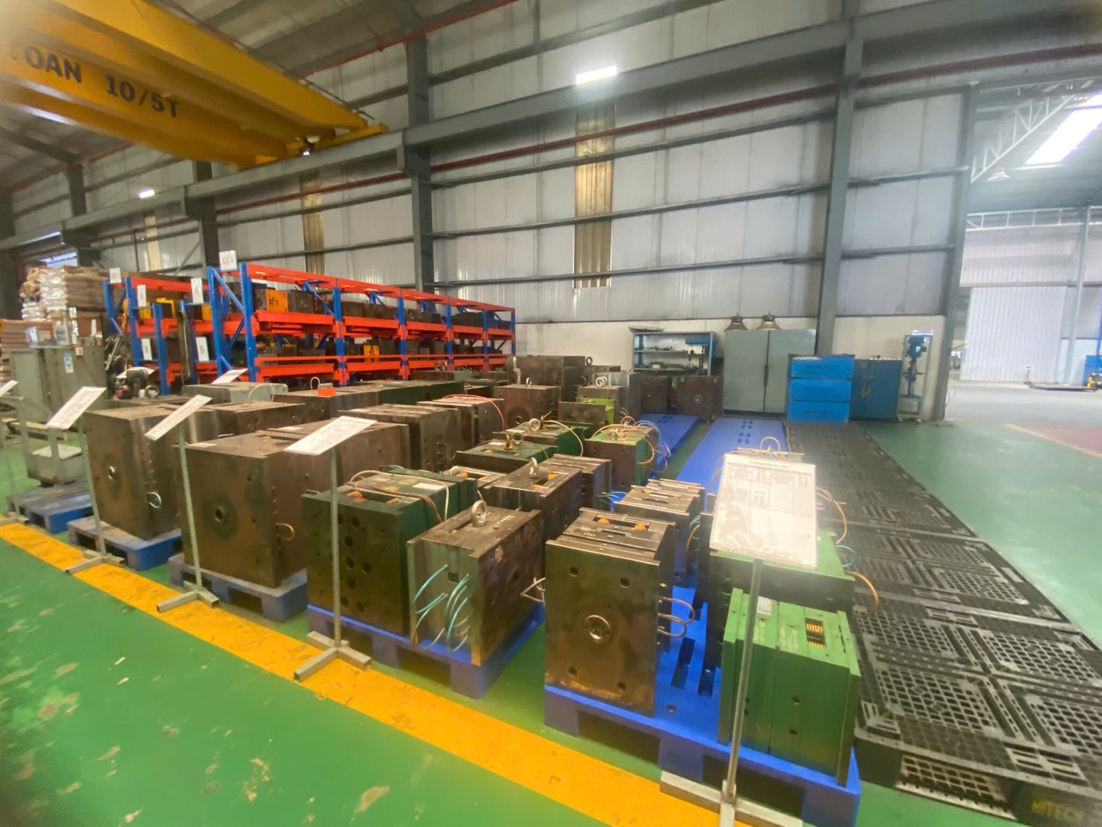 HT Plastic Injection & Mold Factory | Bien Hoa City - Dewin - Help You ...